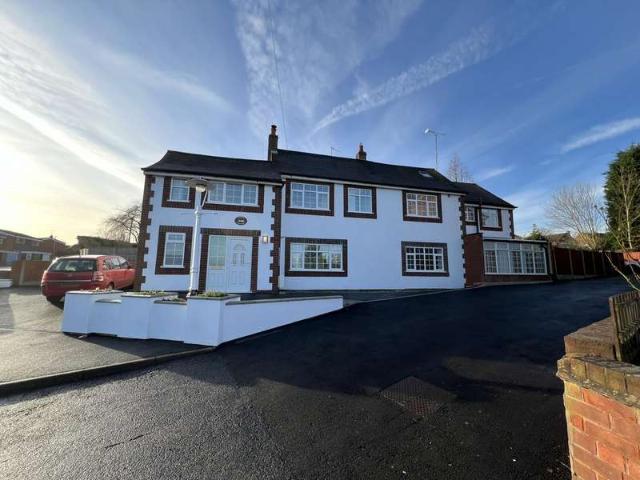 4 Bedroom Property