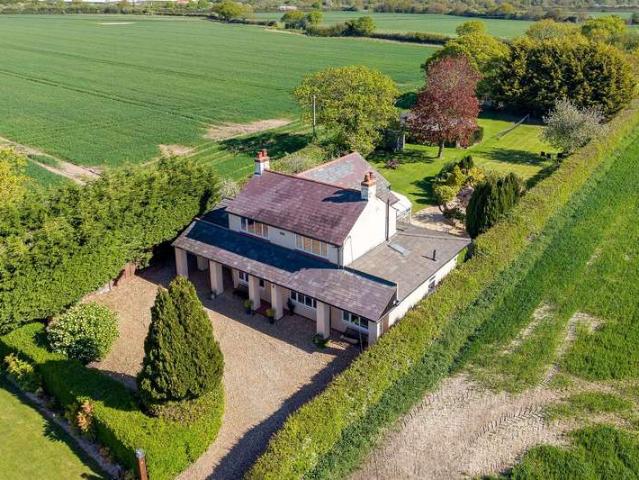 4 Bedroom Property