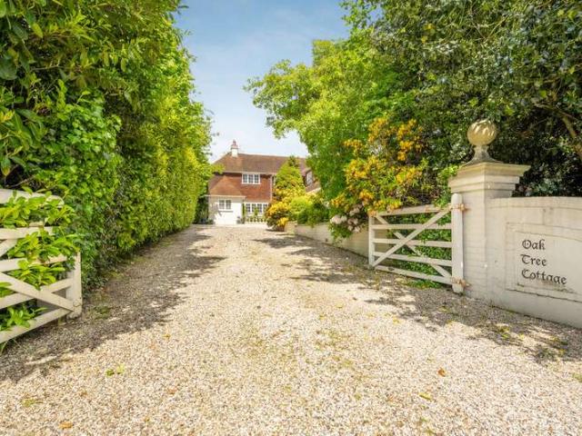4 Bedroom Property