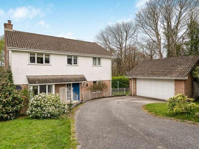 4 Bedroom Property