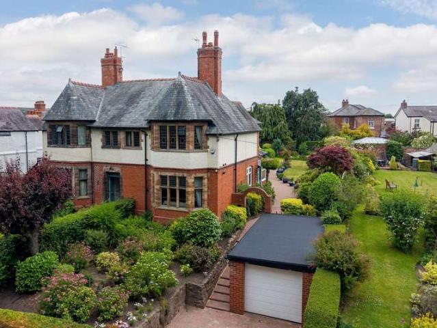 4 Bedroom Property