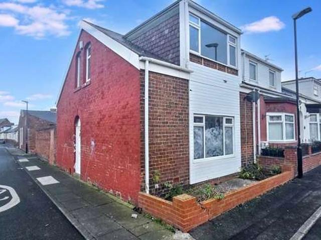 4 Bedroom Property