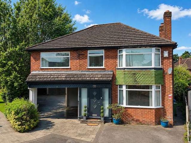 4 Bedroom Property