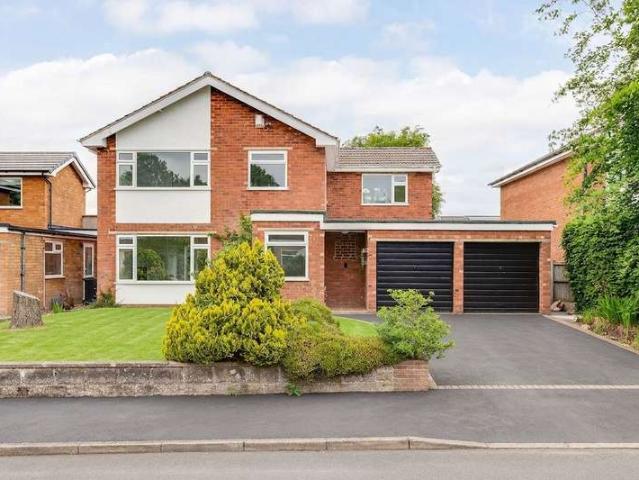 4 Bedroom Property