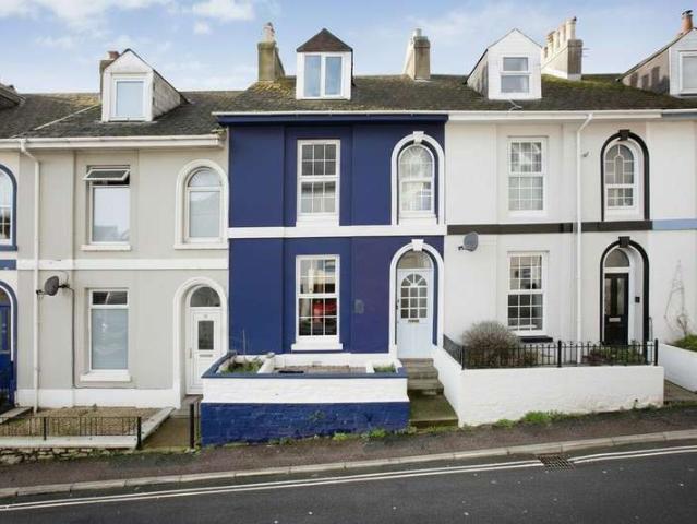 4 Bedroom Property