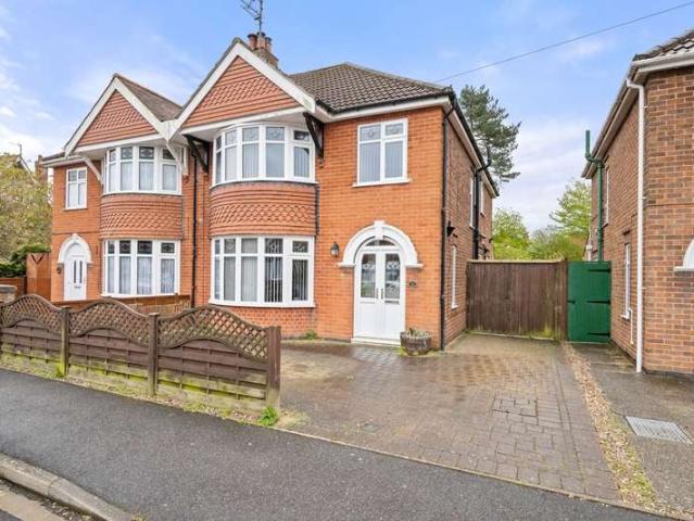 4 Bedroom Property