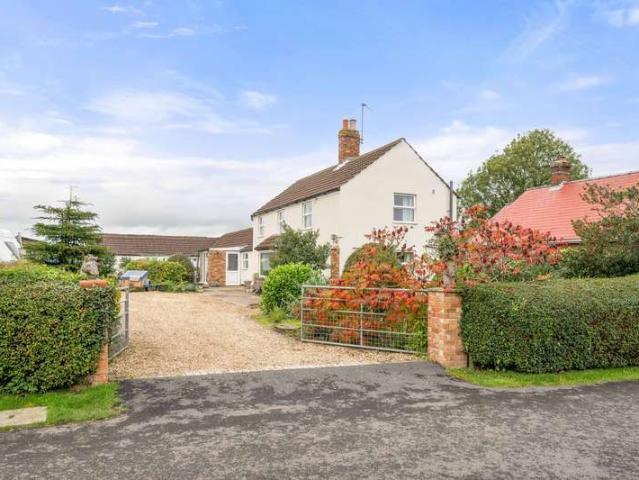 4 Bedroom Property