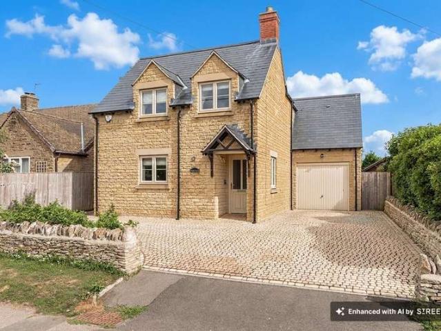 4 Bedroom Property