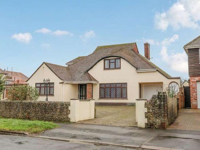 4 Bedroom Property