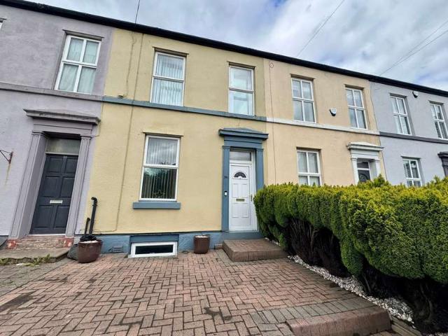 4 Bedroom Property