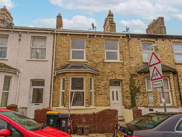 4 Bedroom Property