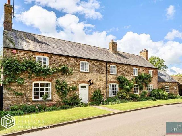 4 Bedroom Property