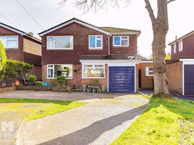 4 Bedroom Property