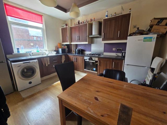4 Bedroom Property available July All Bills Incl