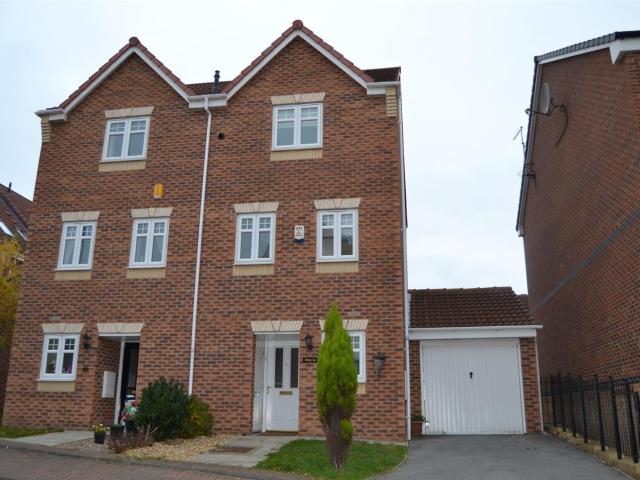 4 Bedroom Property For Rent Elderberry View, Whitwood