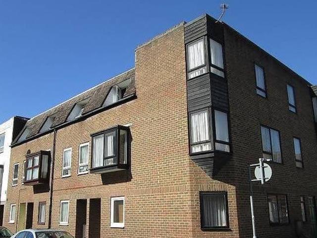 4 bedroom property for rent in Great Southsea Street Southsea PO5