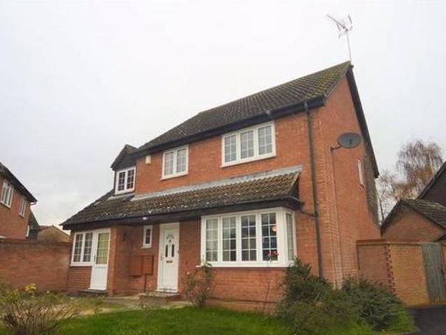 4 bedroom property for rent in Elmbrook Drive Bishops Stortford Herts CM23