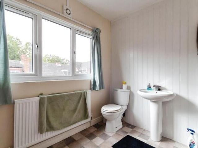 4 bedroom property for rent in Frederick Grove, Nottingham, Nottinghamshire, NG7