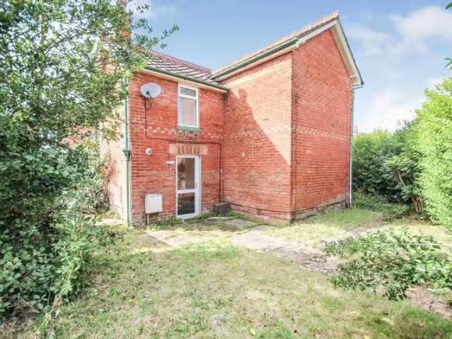 4 bedroom property for rent in Latimer Road, Bournemouth, BH9
