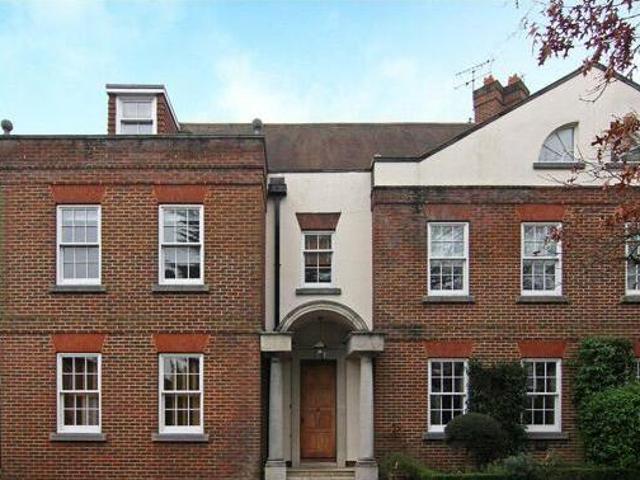4 Bedroom Property For Rent In Wimbledon Village