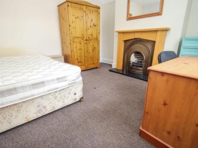 4 bedroom property for rent in Victoria Road, Bournemouth, BH1