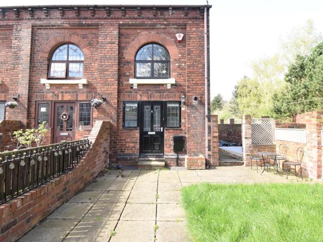4 Bedroom Property For Rent Pope Street Altofts, Normanton
