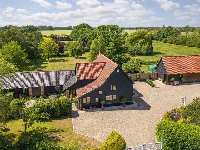 4 bedroom property for sale