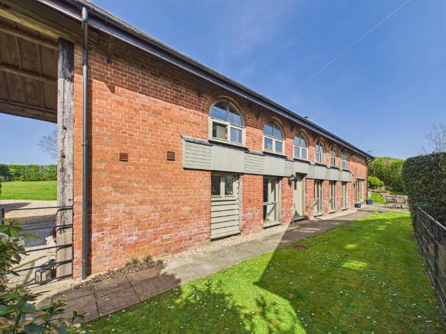 4 bedroom property for sale