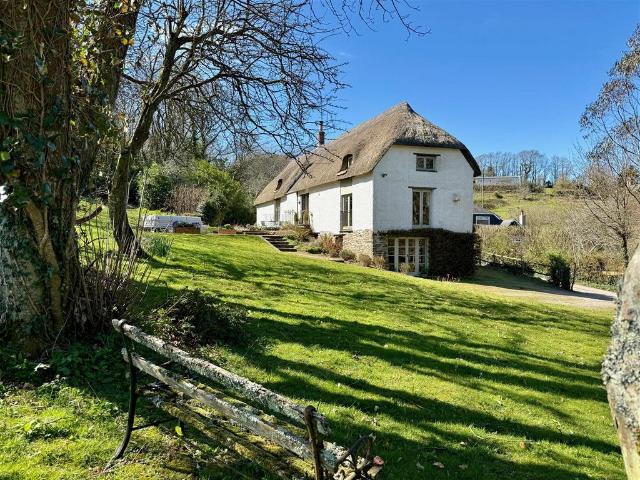 4 bedroom property for sale