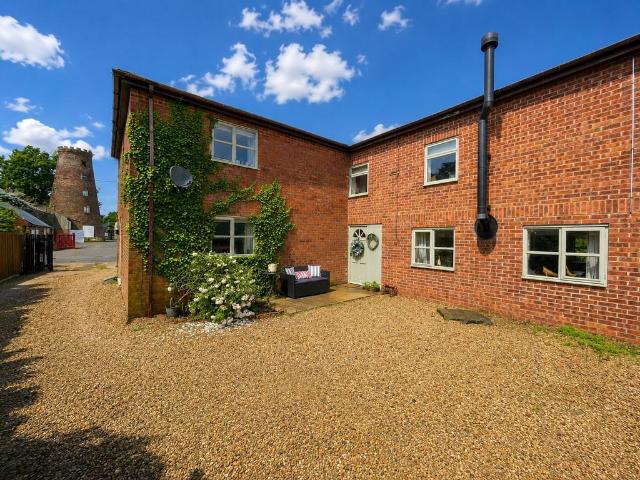 4 bedroom property for sale