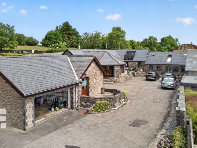 4 bedroom property for sale