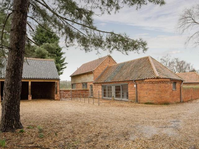 4 bedroom property for sale