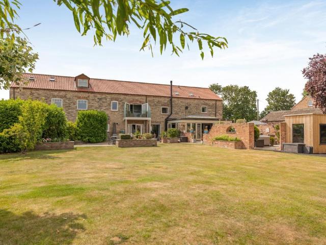 4 bedroom property for sale