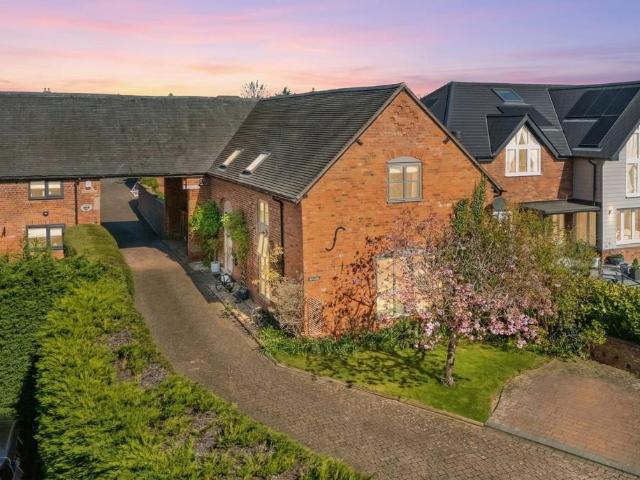 4 bedroom property for sale
