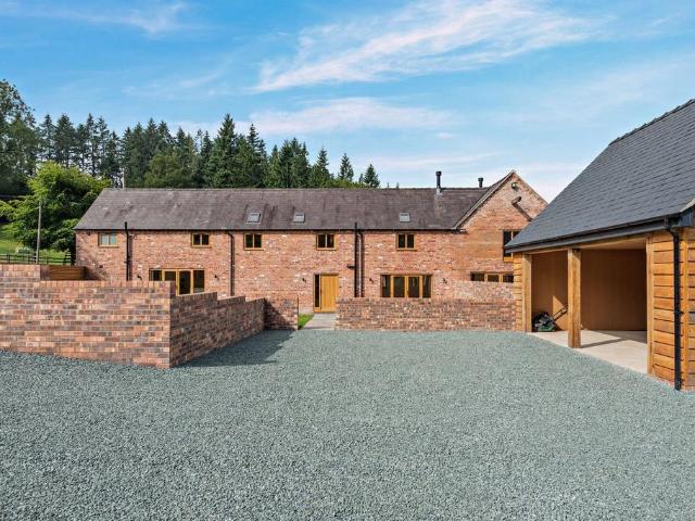 4 bedroom property for sale