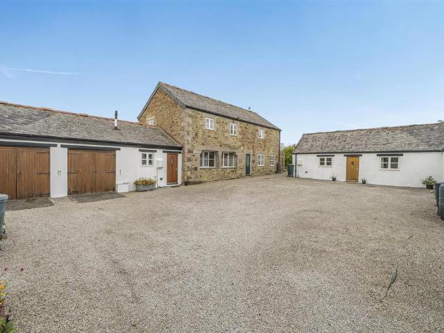 4 bedroom property for sale