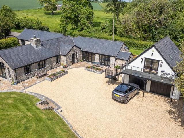 4 bedroom property for sale