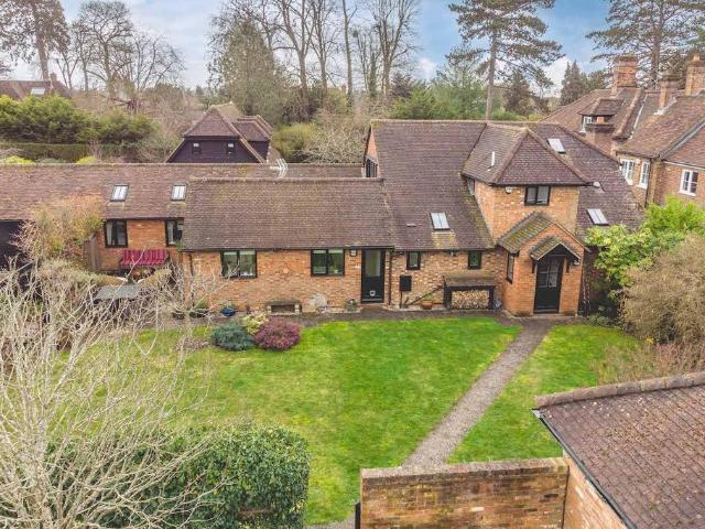 4 bedroom property for sale