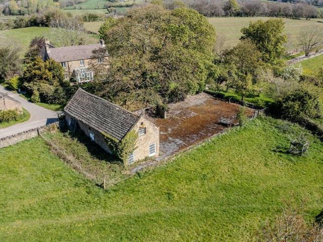 4 bedroom property for sale
