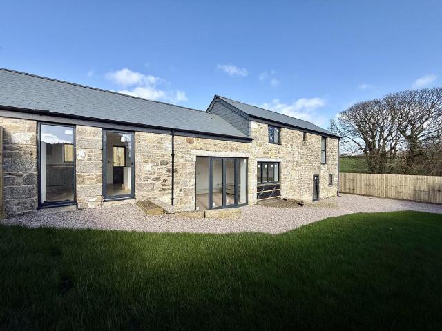 4 bedroom property for sale