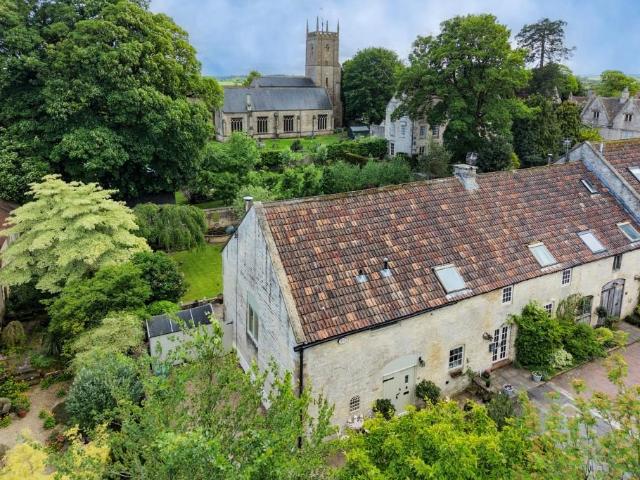 4 bedroom property for sale