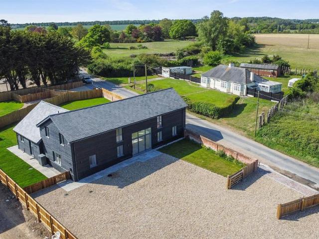 4 bedroom property for sale
