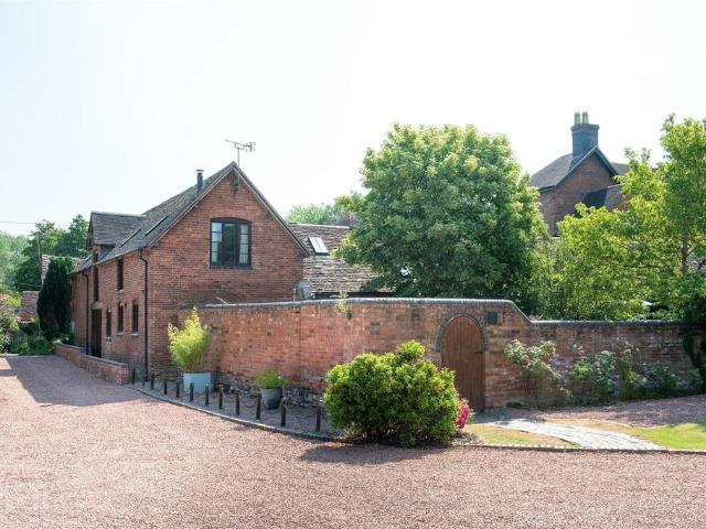 4 bedroom property for sale