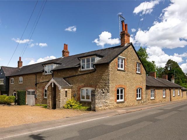 4 bedroom property for sale