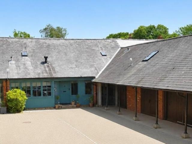 4 bedroom property for sale