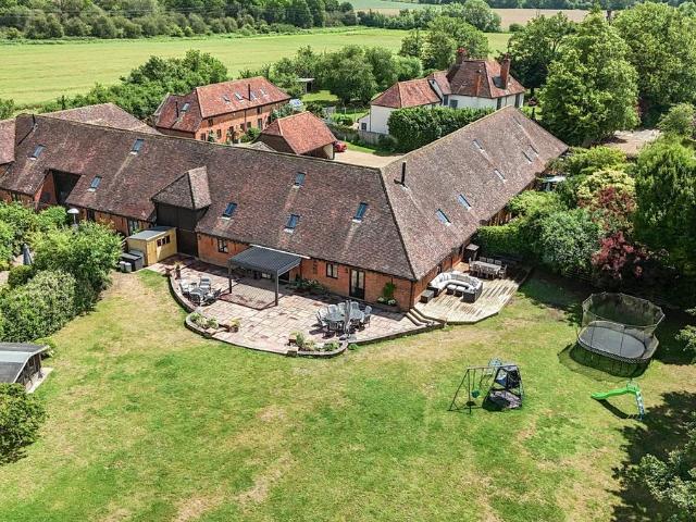 4 bedroom property for sale