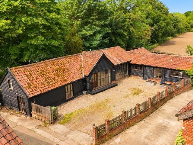 4 bedroom property for sale