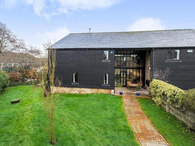 4 bedroom property for sale