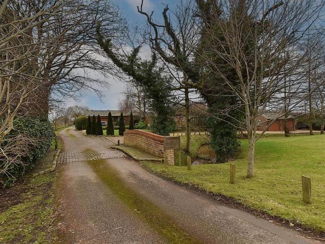 4 bedroom property for sale