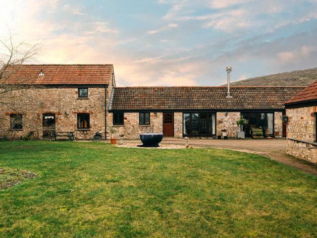 4 bedroom property for sale
